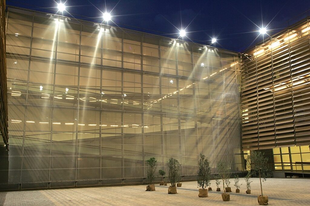 Wire Mesh Façade Design by HAVER & BOECKER - YourTale